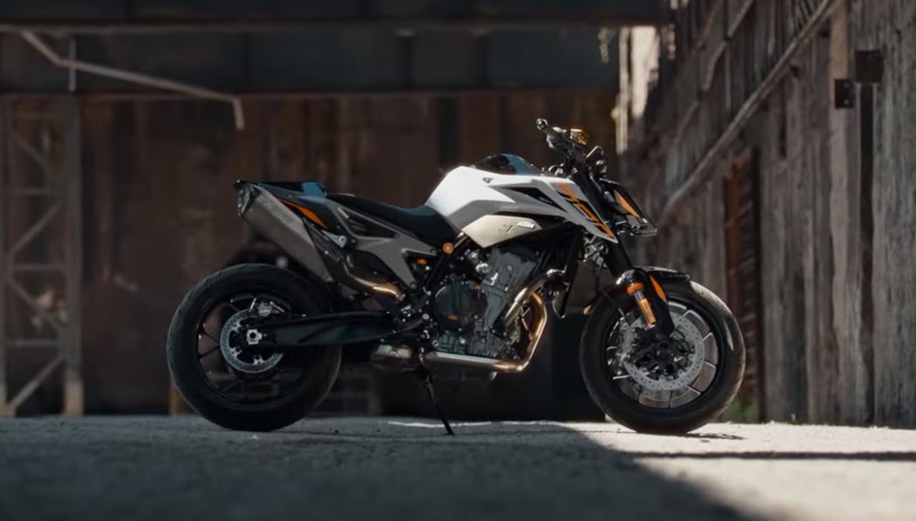 Custom KTM Motorcycle Bike Dealership in Seattle - DX Rider